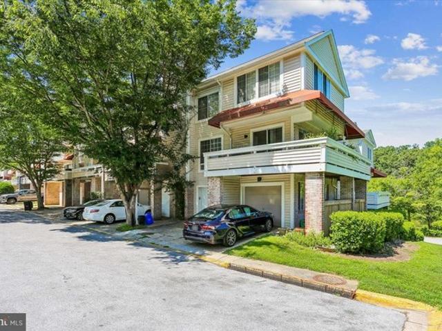 9803 Dockside Ter, Gaithersburg, MD 20886