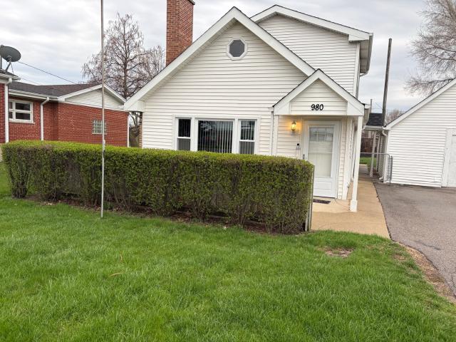 980 County Line Rd, Bensenville, IL 60106 | MLS #12616 | Compass