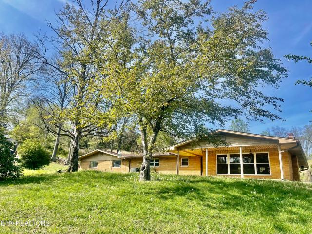 980 Blue Top Rd
