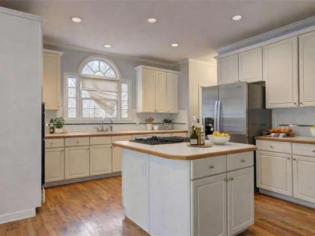 980 Laurel Springs Lane