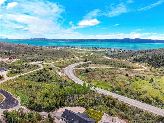 980 S Crossed Arrows Cir Unit 79, Garden City, UT 84028