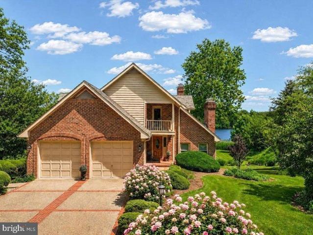 980 South River Landing Rd, Edgewater, MD 21037