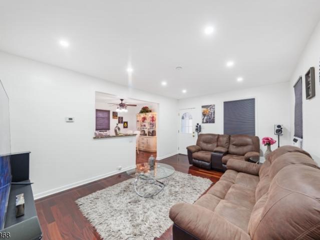 980 Salem Rd