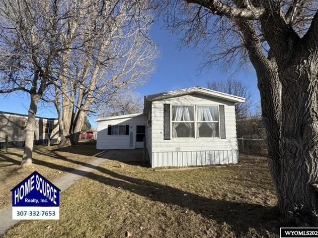 980 Riverview Dr, Lander, WY 82520