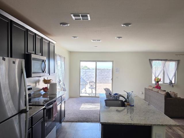 980 W 20TH Street