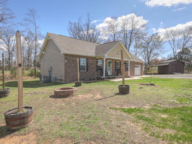 980 White Rd
