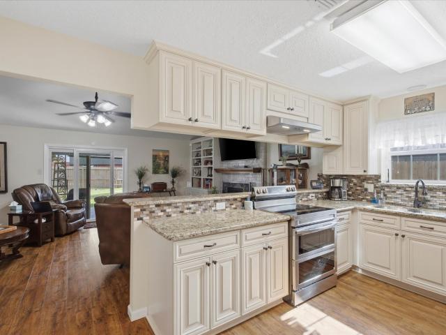 9814 Bayou Woods Drive