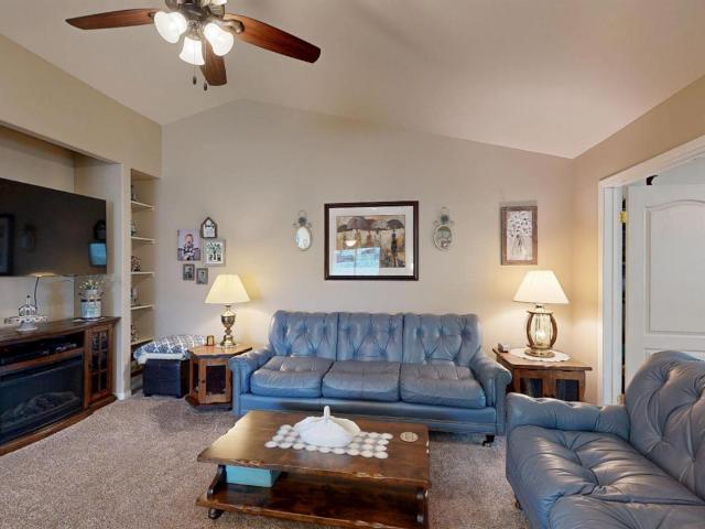 9815 Bourbon Rose Court