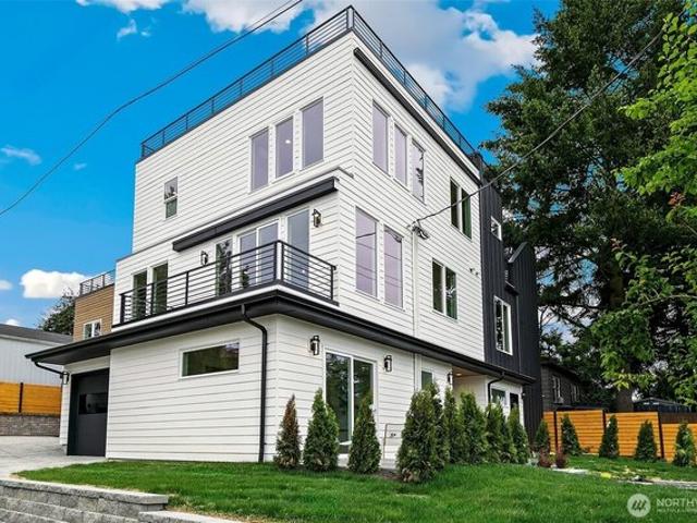 9815 Linden Ave N, Seattle, WA 98103