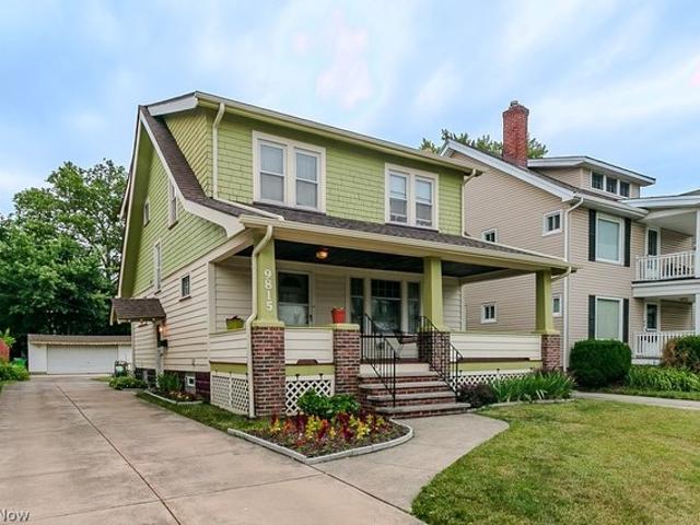 9815 Parkview Ave, Garfield Heights, OH 44125