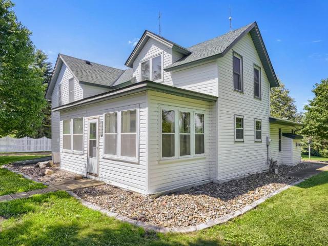 9815 Pioneer Trail
