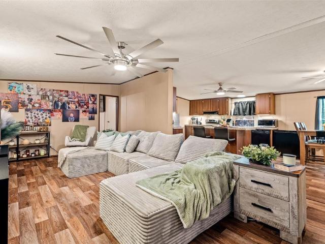 9815 Private Road 3792