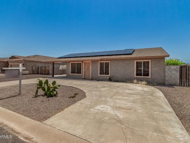 9815 w camelia drive