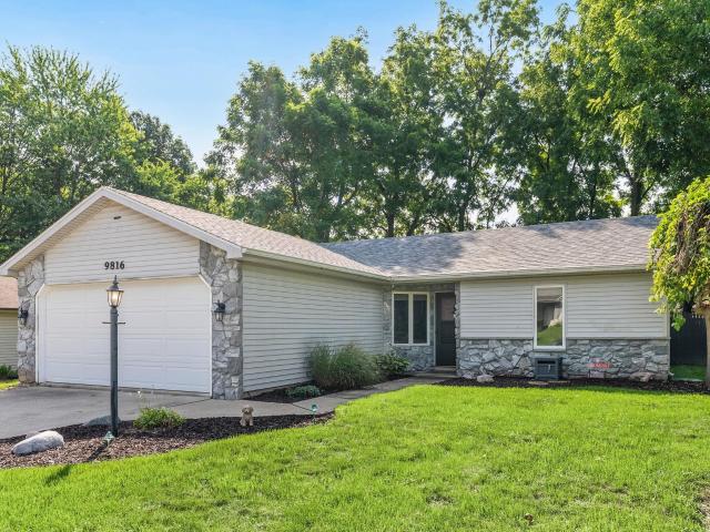 9816 Mustang Drive