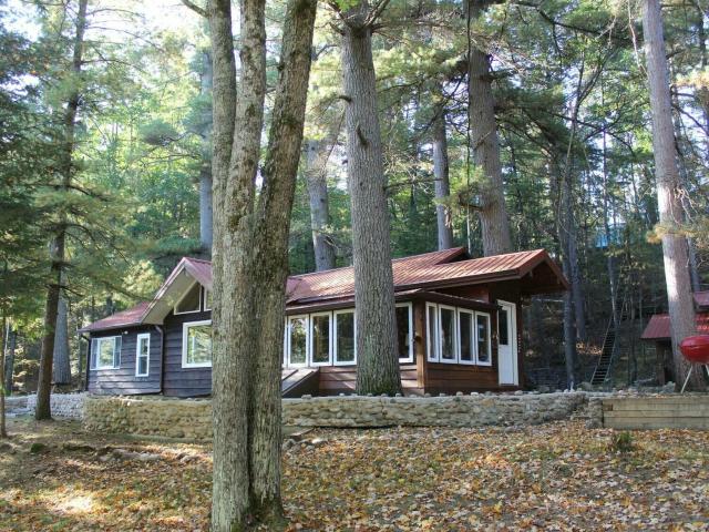 9816 Carrie Ln, Grayling, MI