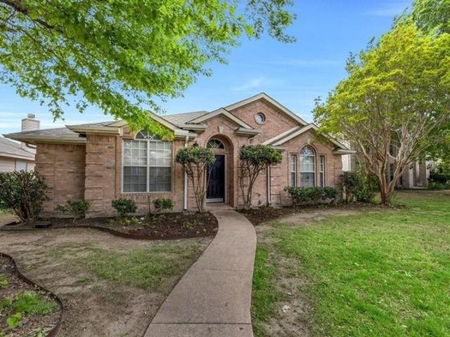 9817 Belfort Dr, Frisco, TX 75035