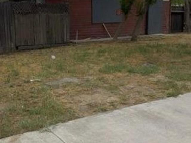 9817 Glenn St, Bakersfield, CA 93312