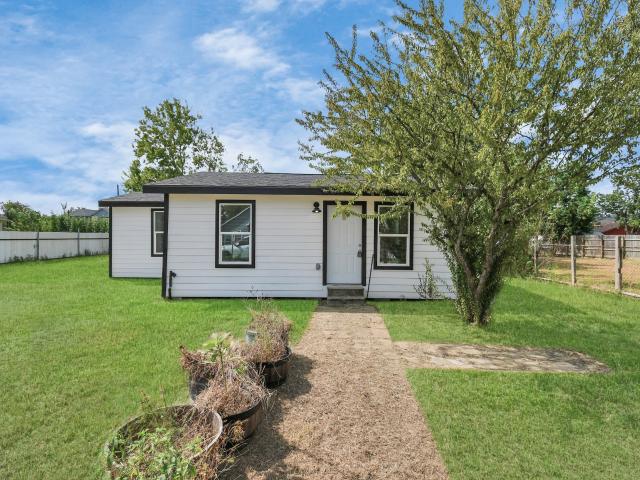 9818 Kerr St, Houston, TX 77029 | MLS #72996 | Compass