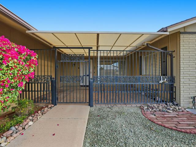 9818 W Emberwood Dr, Sun City, AZ 85351 | MLS #6962 | Compass