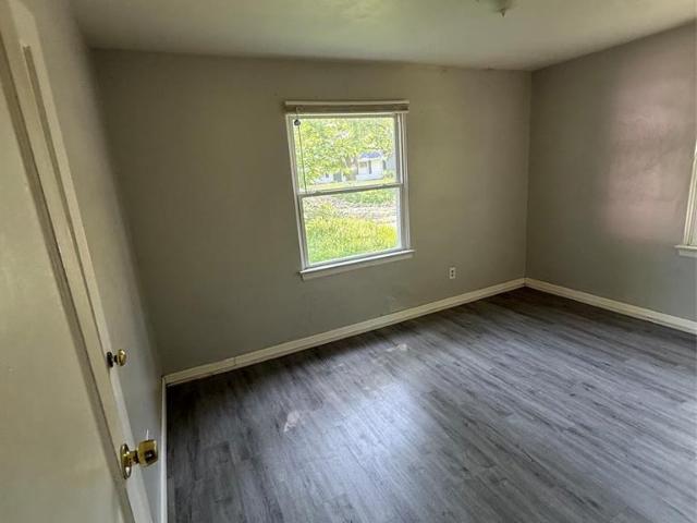 9819 Vickie Pl, St. Louis, MO 63136 | MLS #26008
