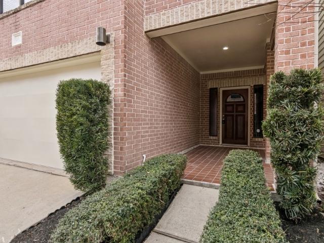 9810 Abigail Grace Ct, Houston, TX 77025 | MLS #31238