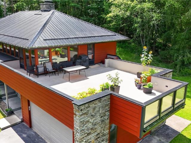 9810 Fancher Heights