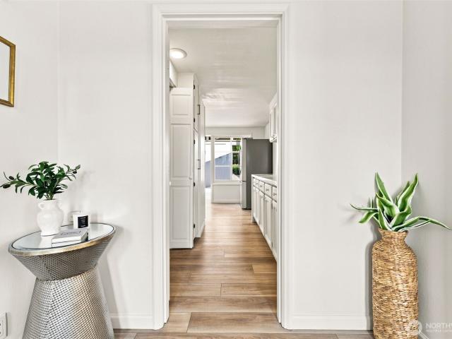 9810 Vineyard Crest