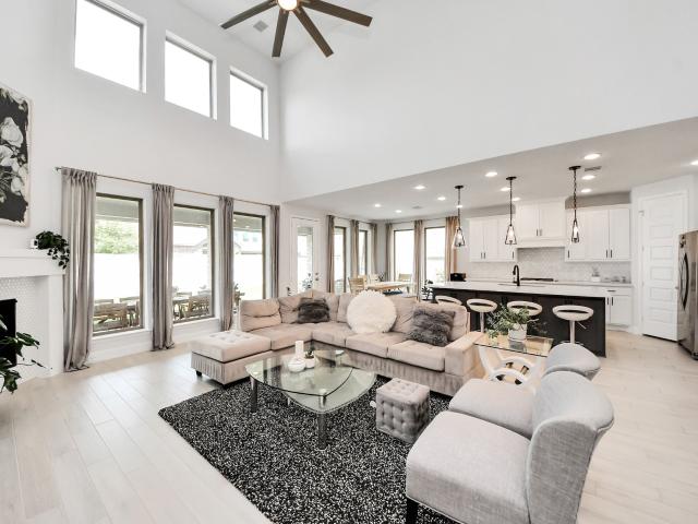 9811 Magnolia Estates Lane