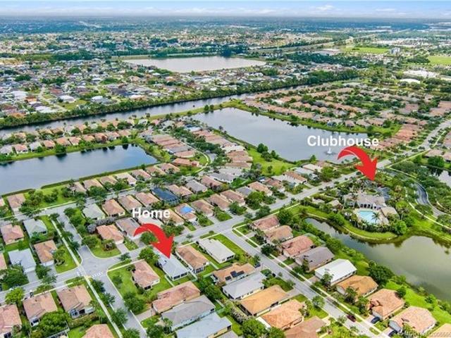 9811 SW Glenbrook Dr, Port Saint Lucie, FL 34987