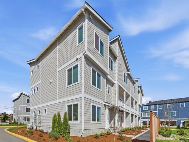 9811 31st Ave SE Unit A1, Everett, WA 98208