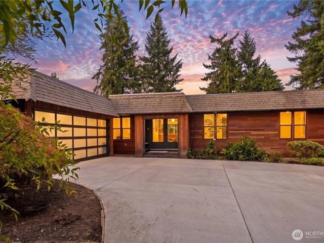 9811 74th Ave E, Puyallup, WA 98373