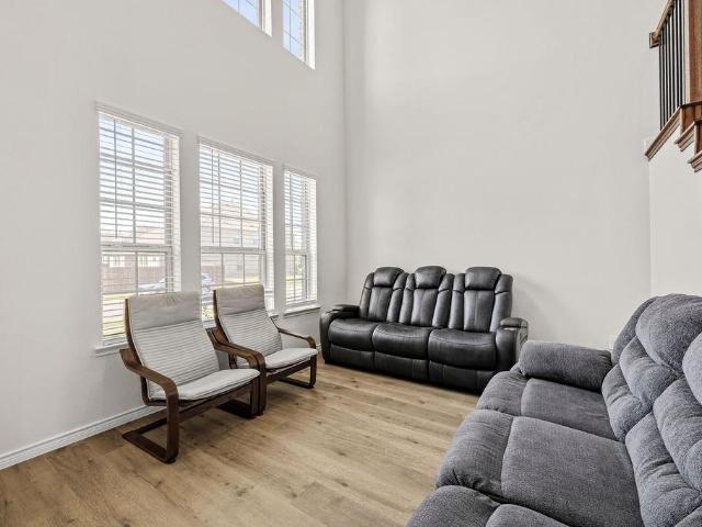 9812 Fall Brook Drive