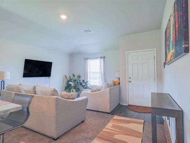 9812 Saddle Drive