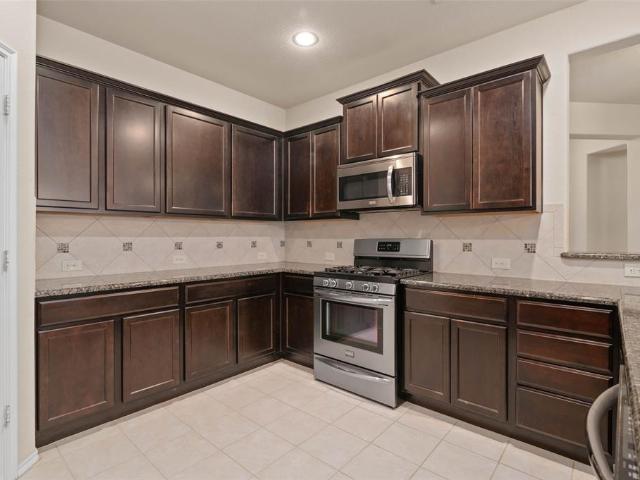 9813 Cottontail Lane