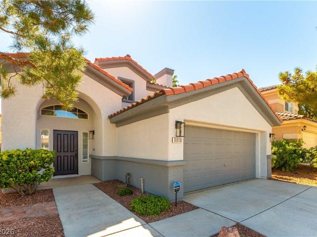 9813 Peseo Cresta Ave, Las Vegas, NV 89117 | Compass
