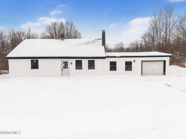 981 Knox Cave Rd, Altamont, NY 12009