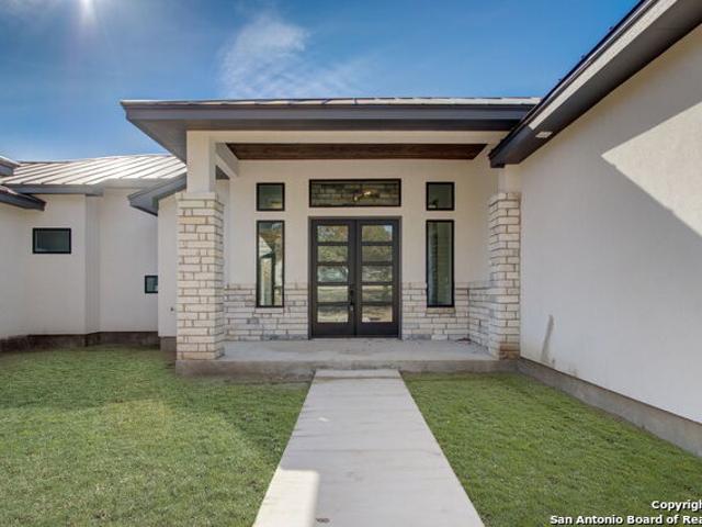 981 Jenny Leigh Trail