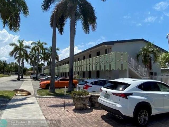 981 NE 169th St #108, Miami, FL 33162