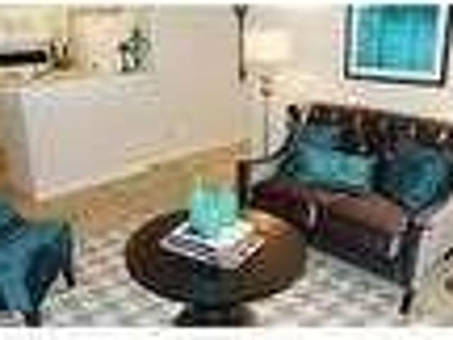 981 sq. ft. in a great area