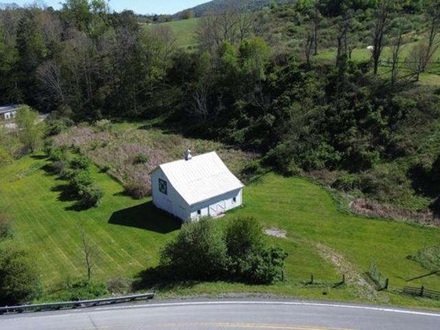 981 Woodrow Rd, Marlinton, WV 24954