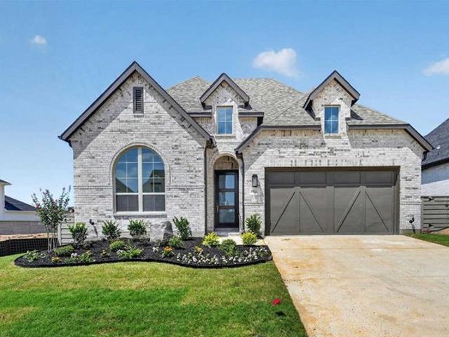 9824 Oak Glade Dr, Denton, TX 76207