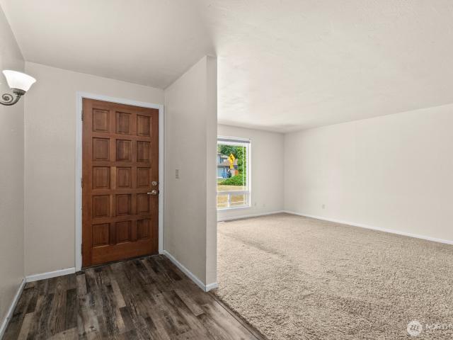 9824 Onyx Drive SW