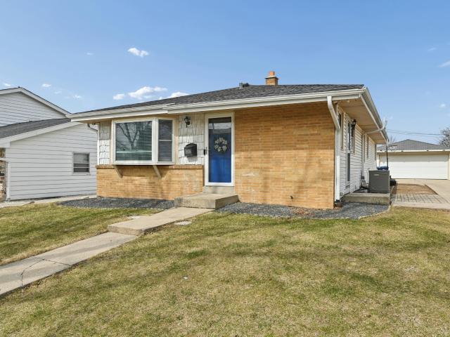 9826 W Menomonee Park Ct, Milwaukee, WI 53225 | Compass