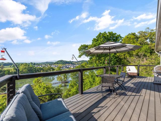 9828 Kodak Rd, Kodak, TN 37764 | MLS #1335