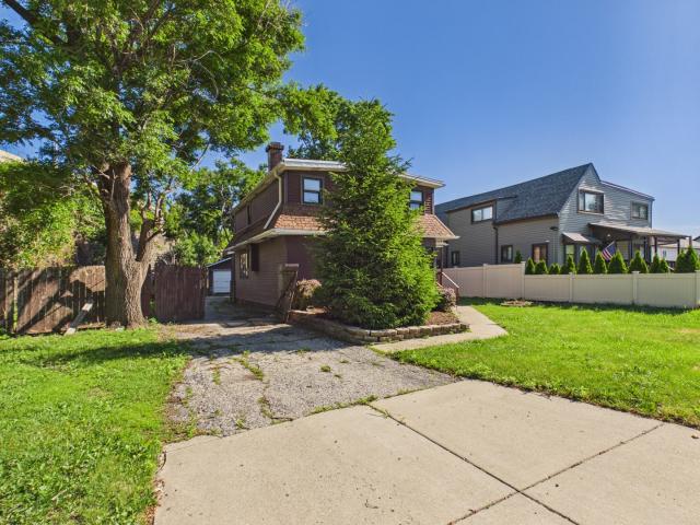 9828 W South Avenue