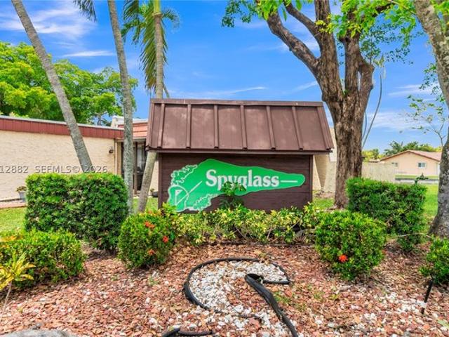 9820 NW 65th Ct Unit B13, Tamarac, FL 33321