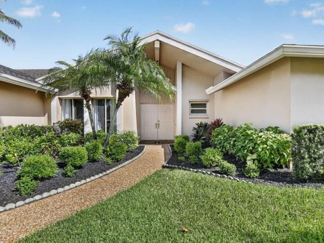 9821 SW 1st Ct, Plantation, FL 33324