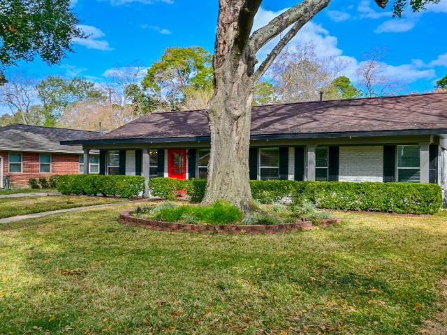 9822 Larston St, Houston, TX 77055 | MLS #83329 | Compass