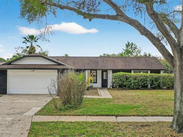 9823 Balmoral Cir, Orlando, FL 32817