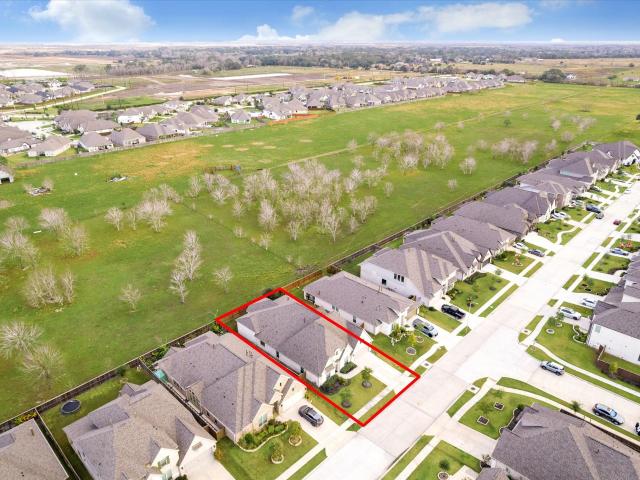 9823 Chapman Trail